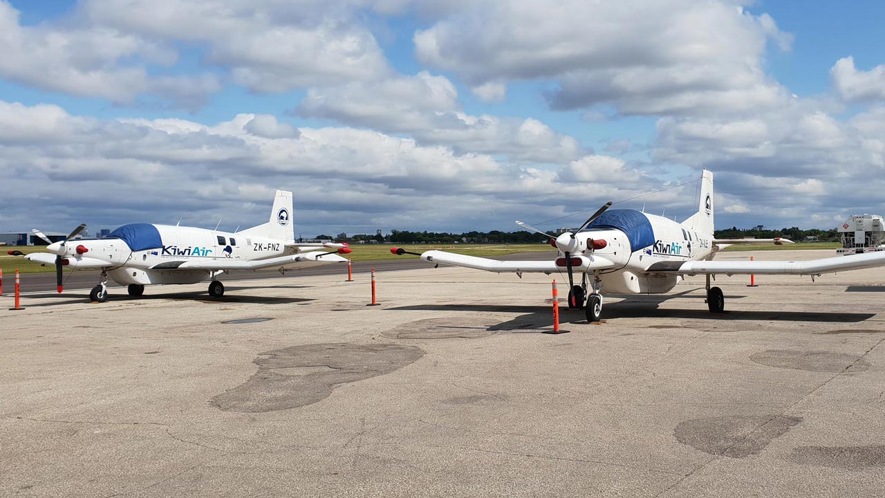 Kiwi Air | The Fleet - PAC 750XL aircraft, Reims F406 Aircraft