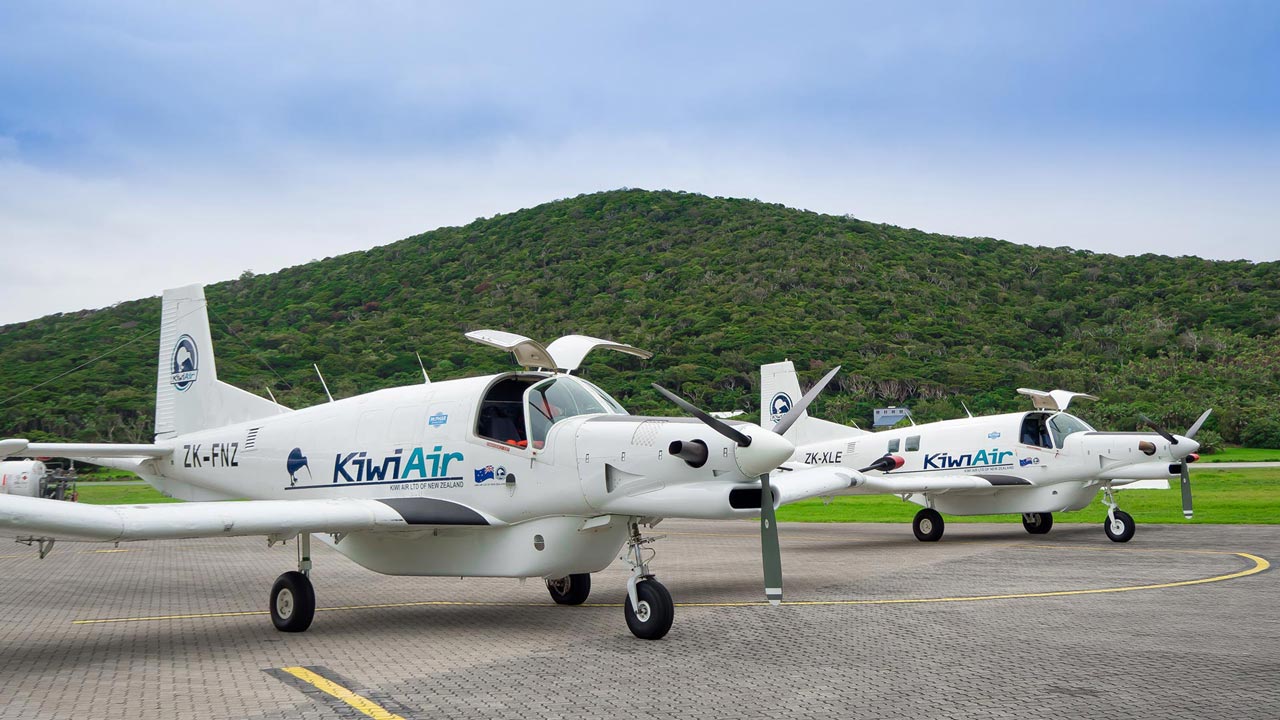 Kiwi Air | The Fleet - PAC 750XL aircraft, Reims F406 Aircraft